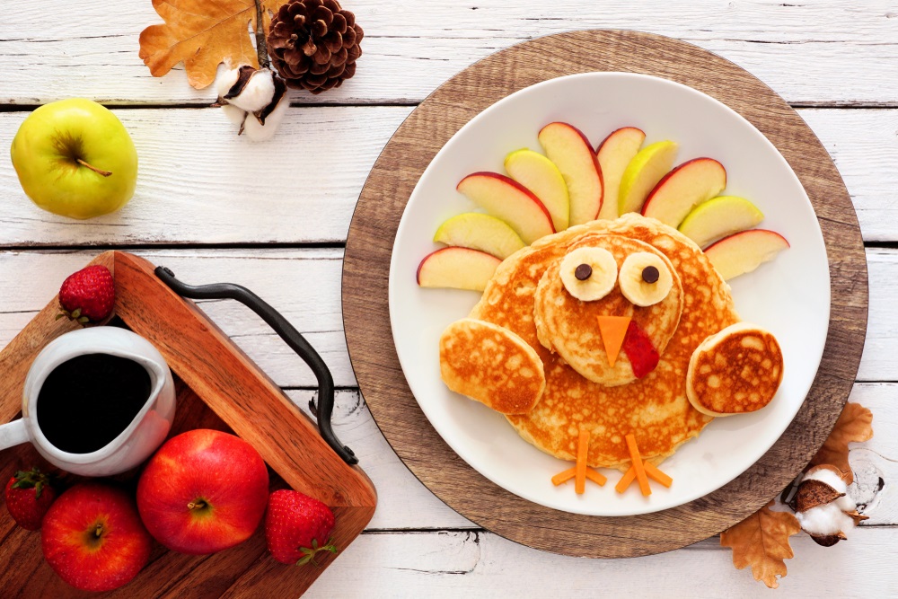 Thanksgiving Breakfast: Yummy Turkey Pancakes - Mommy's Playbook